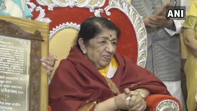 Lata Mangeshkar's health condition deteriorated further, she is ...