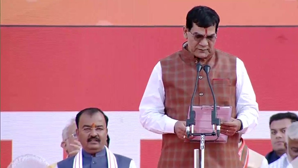 Who is A K Sharma, the ex-bureaucrat who took oath in UP today ...