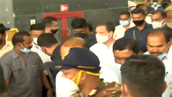 Rahul Gandhi in Karnataka, to visit late actor Puneet Rajkumar house ...