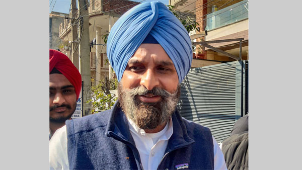 Punjab NDPS case: SAD leader Bikram Majithia granted bail - Oneindia News