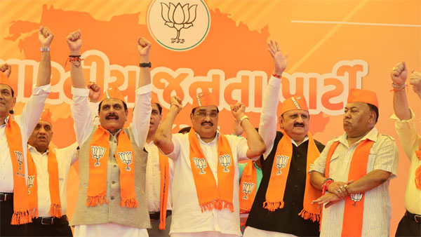 Gujarat assembly polls: Two former Congress leaders join BJP - Oneindia ...