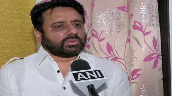 AAP MLA Amanatullah Khan arrested in connection with Delhi Wakf Board corruption case - Oneindia ...