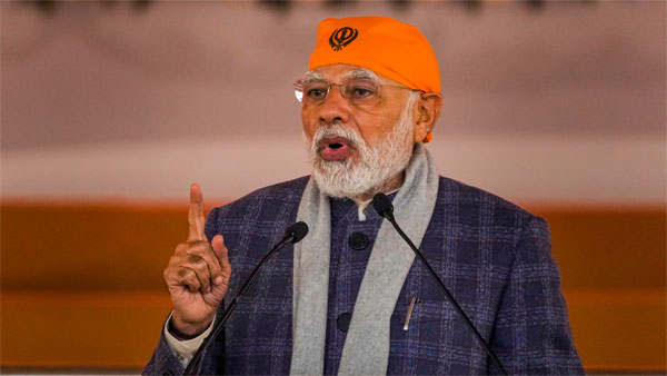On Veer Bal Diwas day, PM Modi speaks about Aurangzeb’s terror ...