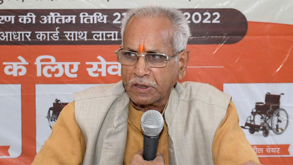 Ram Mandir Trust secretary praises Rahul Gandhi for Bharat Jodo Yatra ...