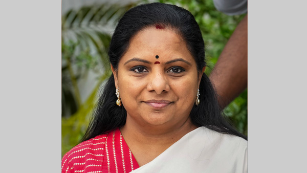 Delhi excise policy case: BRS leader Kavitha appears before ED - Oneindia News