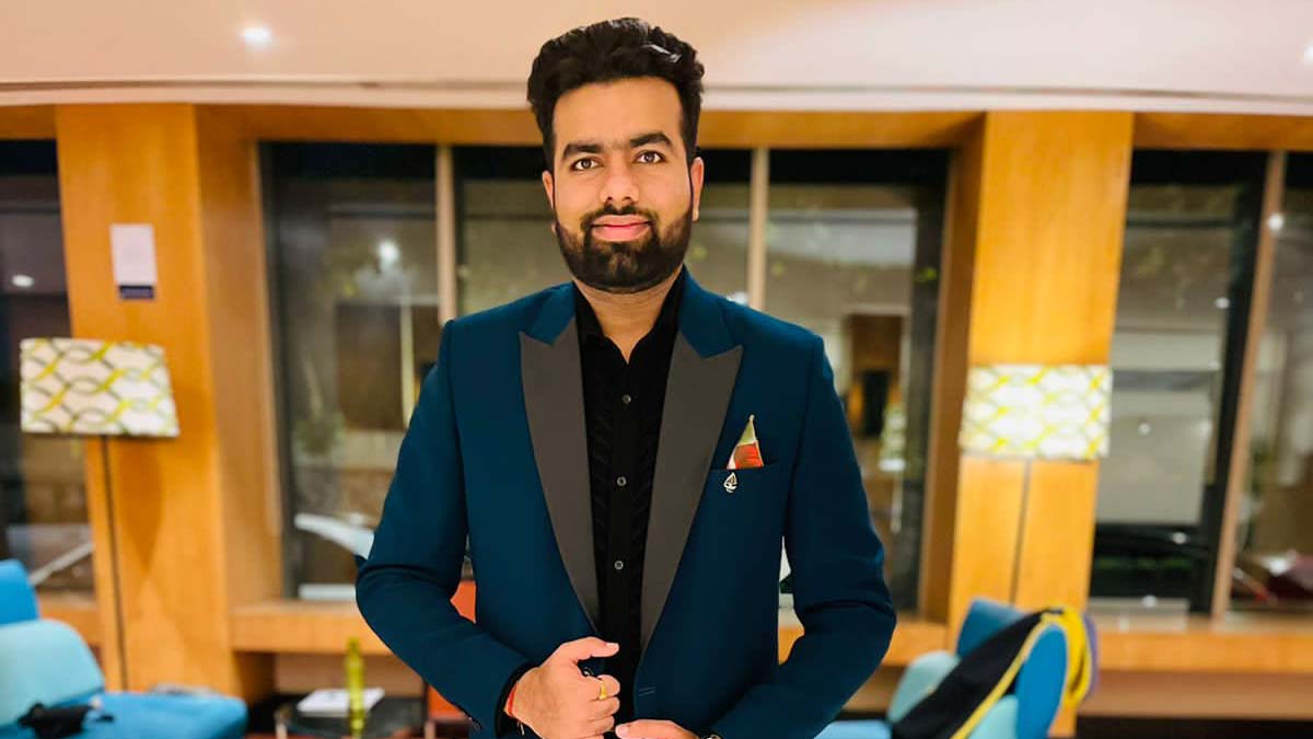 The Rise of Jash Vira: How a 25-Year-Old Entrepreneur is Changing the ...