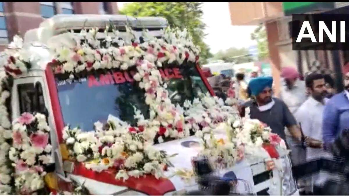 PM Modi pays last respects to Parkash Singh Badal in Chandigarh ...