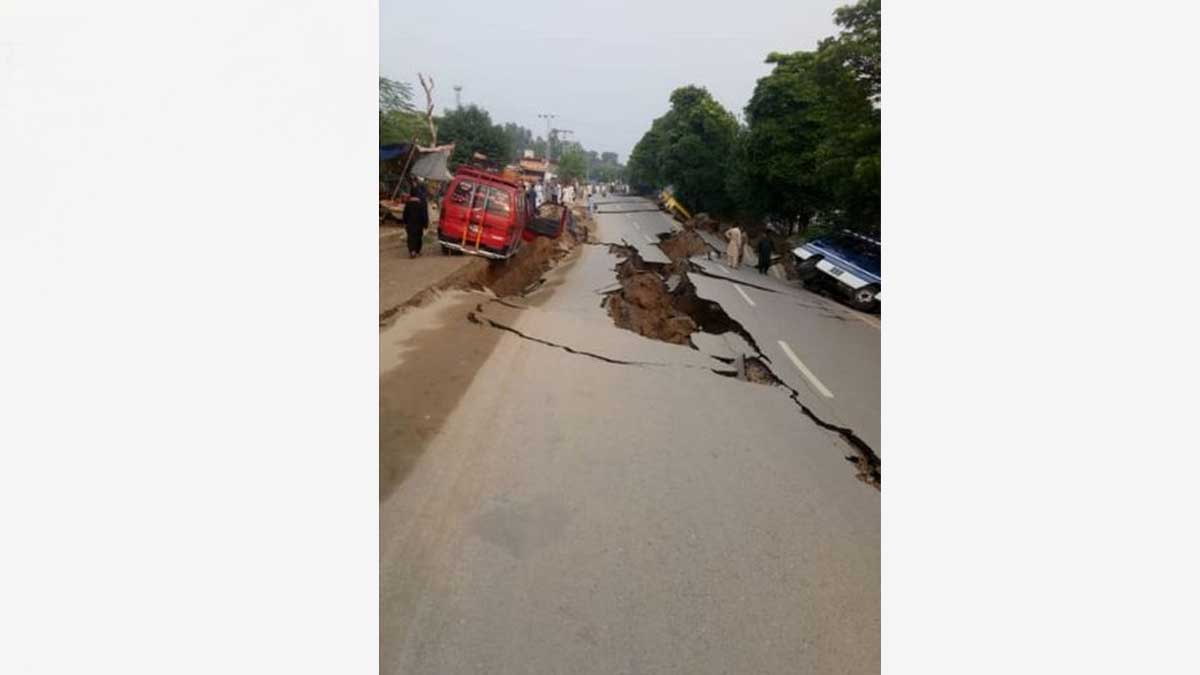 Powerful 6 Magnitude Quake Hits Pakistan; Tremors Felt In Parts Of ...