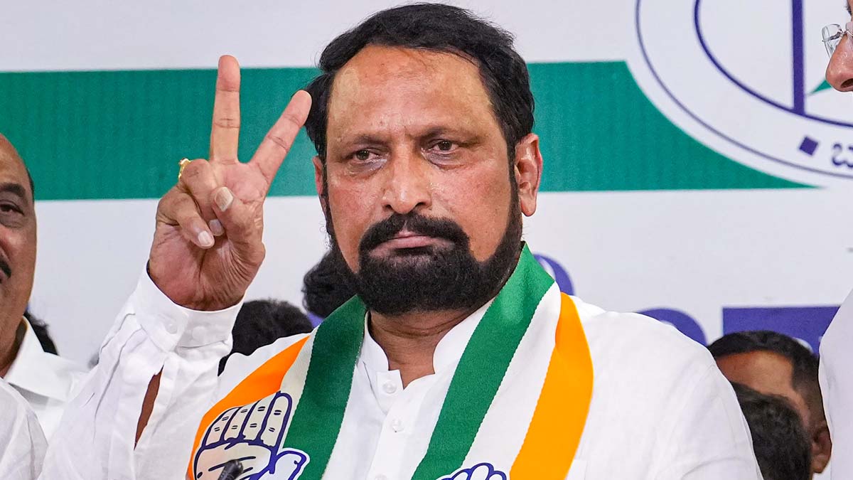 Karnataka polls: Athani poised for battle of turncoats - Oneindia News