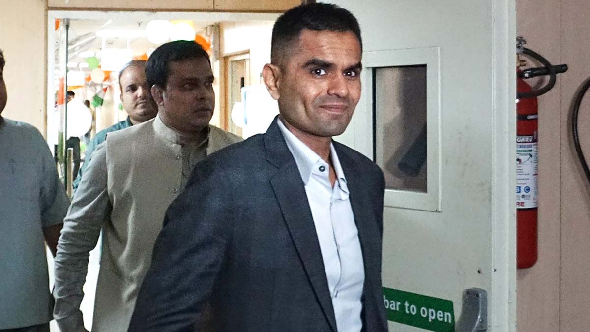 Sameer Wankhede Case: KP Gosavi Planned to Extort Rs 25 Cr from Shah Rukh Khan - Oneindia News