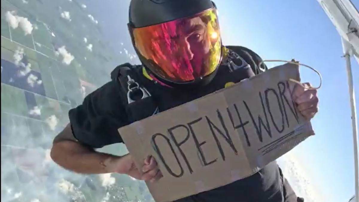 US Man's Skydiving Stunt with 'Open to Work' Signage Leads to Multiple ...