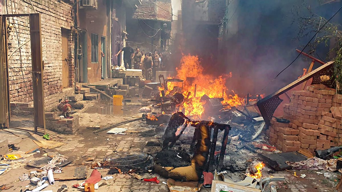 Pakistan Church Attack: US Urges For A Probe On 'Religiously Motivated ...