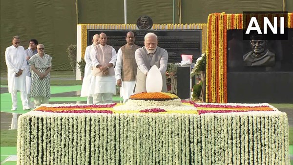 President Murmu, PM Modi Pay Homage To AB Vajpayee On His Death ...