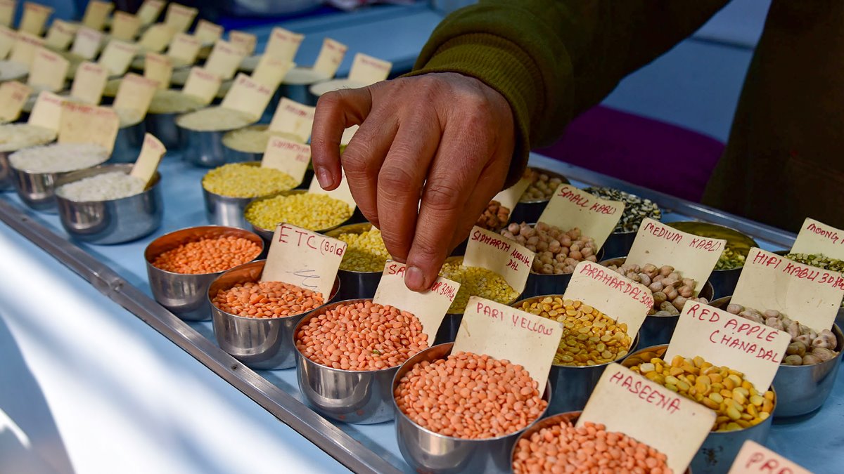 Why The Price Of Dals Are Soaring In Karnataka? Check Latest Rates In ...