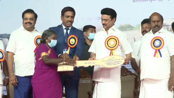 3 Action Plans that Secured Women Support Entirely for DMK - Oneindia News