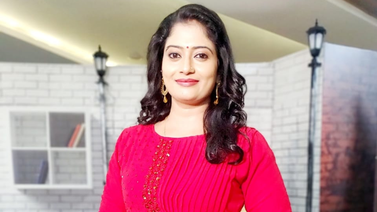 Malayalam Actress Renjusha Menon's Last Social Media Post Goes Viral ...