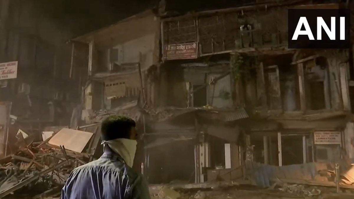 Maharashtra: Pune Municipal Corporation Razes Bhide Wada To Build ...