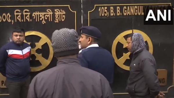 ED Officials Conduct Raids At Bengal Minister Sujit Bose's Residence In Kolkata - Oneindia News