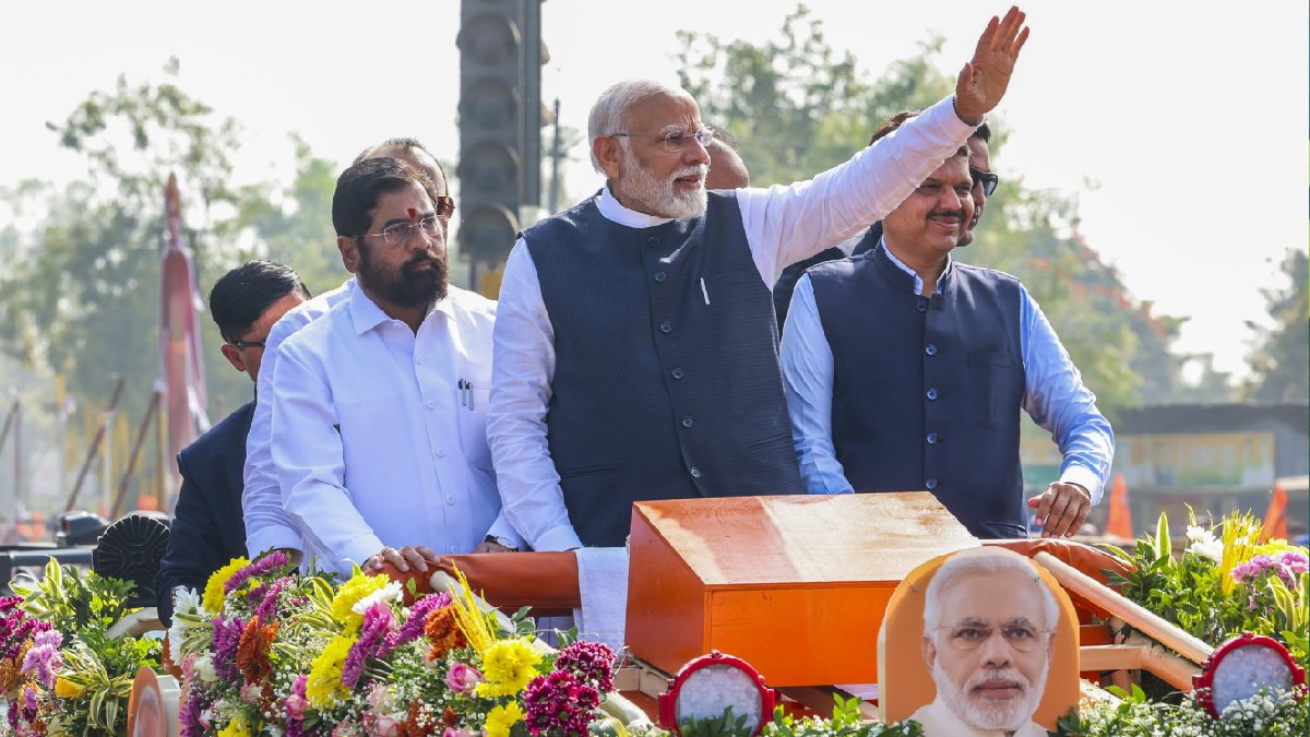 PM Modi Holds Roadshow In Nashik, To Inaugurate National Youth Festival ...