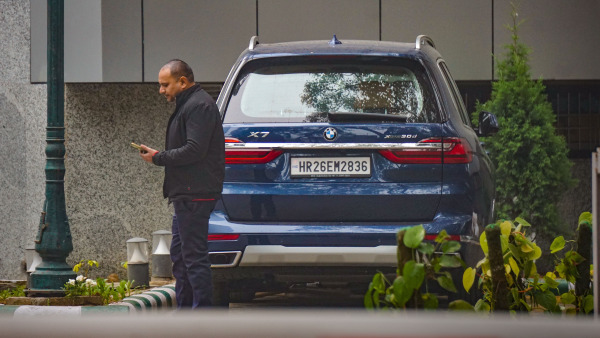 Jharkhand CM Hemant Soren's Delhi House Raided By ED; Rs 36 Lakh, SUV ...