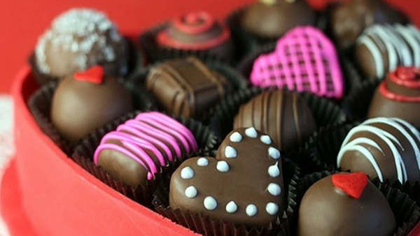 Valentine's Week 2024: Five Unique Ways To Celebrate Chocolate Day This ...