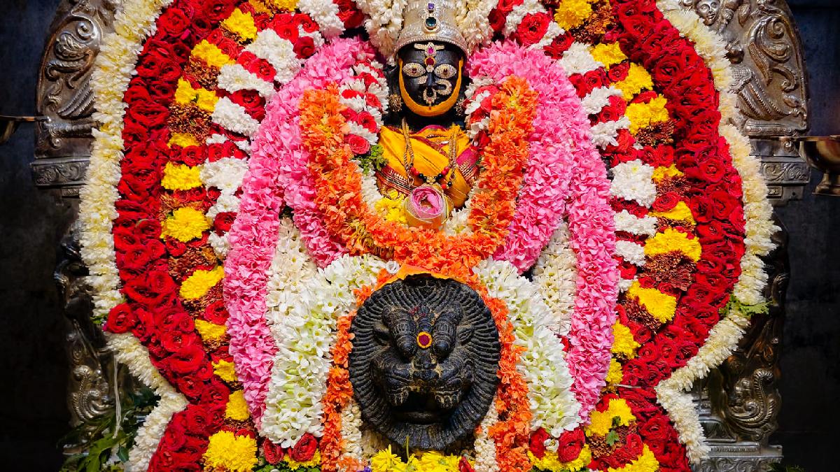 Bengaluru's Banashankari Temple Festive Revenue - Oneindia News