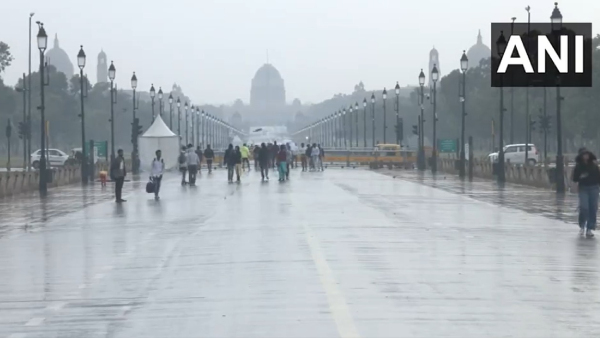 Rain Lashes Delhi, Minimum Temperature Settles Five Notches Above Normal - Oneindia News