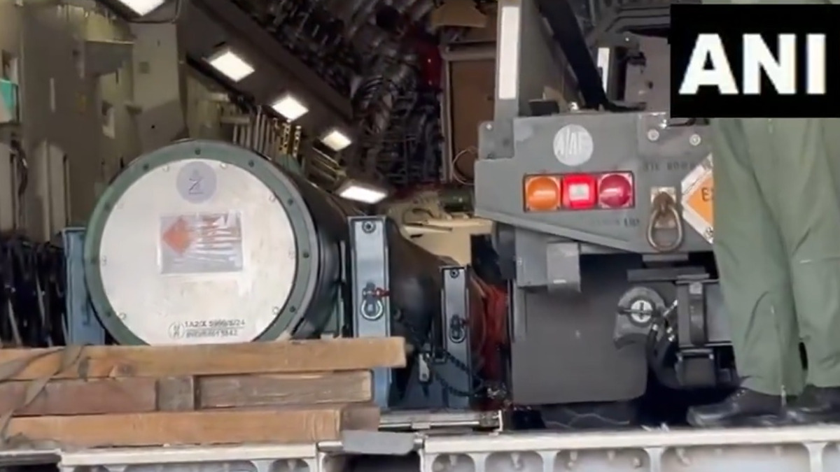 WATCH Video: India Delivers First Set Of BrahMos Missiles To ...