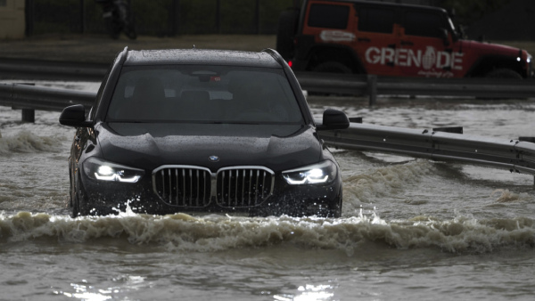 UAE Heaviest Rainfall In 75 Years: Record-Breaking Rainfall Sweeps The ...