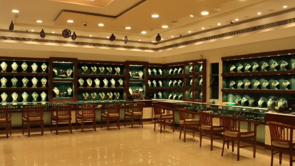 Step into Luxury: Visesa by KJS Jewellers Opens in Salem, India ...