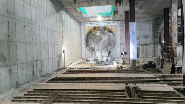 Bengaluru Namma Metro Gets A Boost As Pink Line Tunnel Nears Completion ...