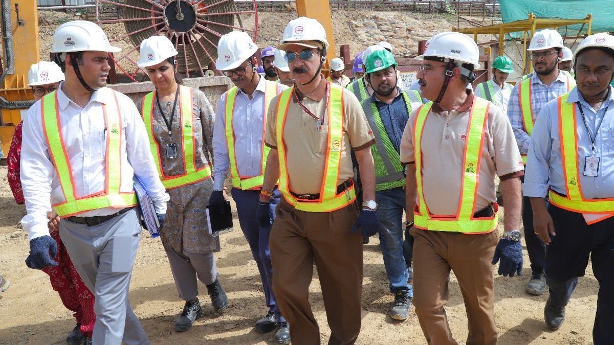 Delhi Metro Phase 4: Target Dates Set By DMRC For Opening Three ...