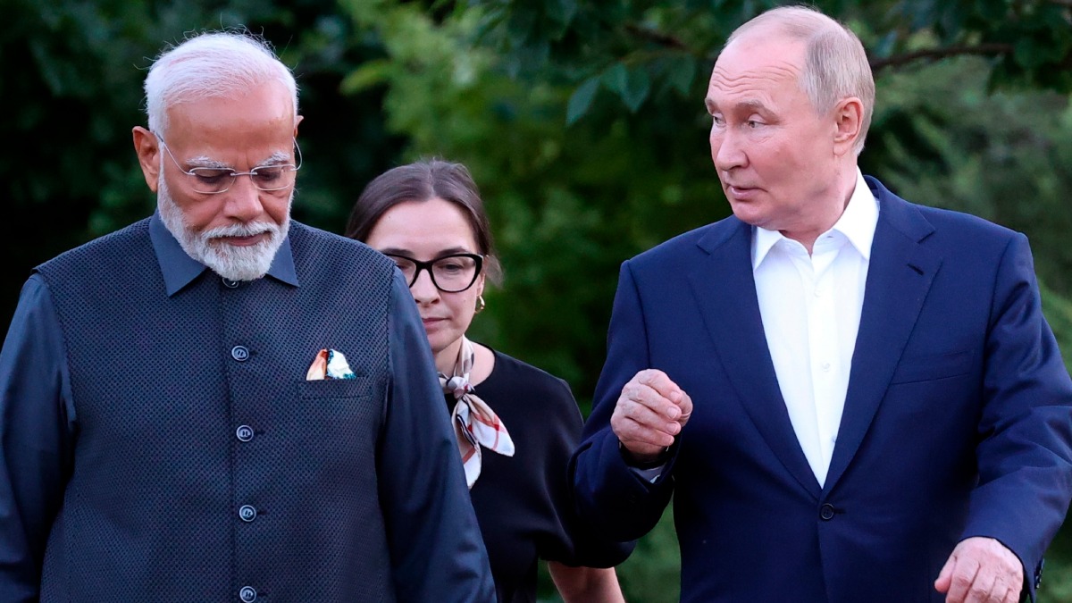 Top Modi-Putin Meeting Highlights: From Golf Cart Ride To Tea Meet ...
