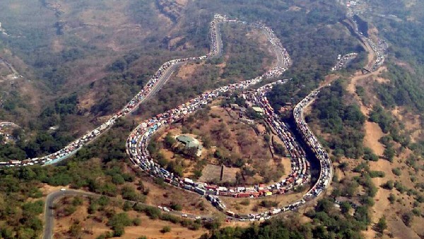 Mumbai-Pune Expressway's New ITMS Hits Bumps: Real-Time Challan Issues ...
