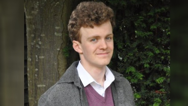 Baby Of The House! This 22-Year-Old Boy Is The Youngest MP In UK ...