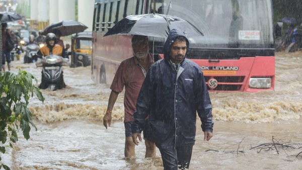 Thane Rains: Over 400 Residents Evacuated As Rains Flood Homes ...