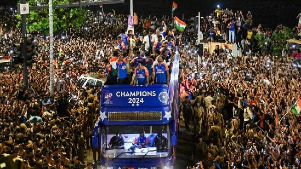 Mumbai's Roar Echoes Victory: Wankhede Hails World Cup Heroes ...