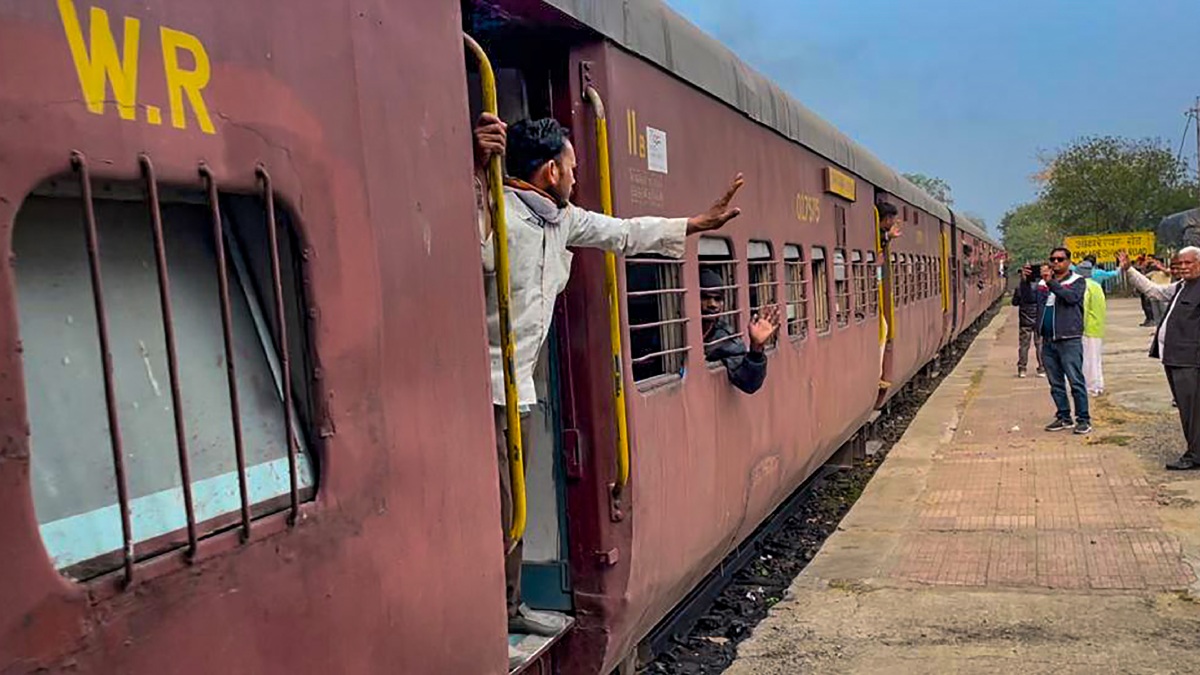 Western Railway Announces Extension Of Eight Special Trains, Running ...
