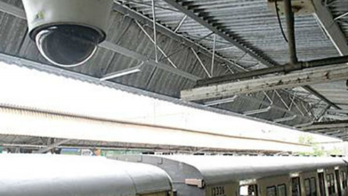 Indian Railways To Install AI-Enabled CCTV Cameras On Locomotives ...