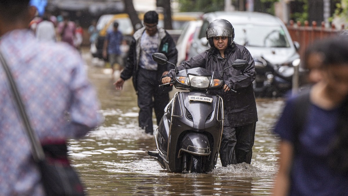 IMD Issues Orange & Yellow Alerts In Major Maharashtra Cities: Check ...