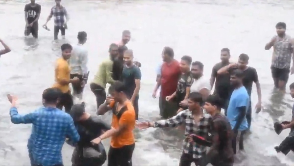 Lucknow Shocker: Woman Groped, Harassed On Bike In Broad Daylight ...