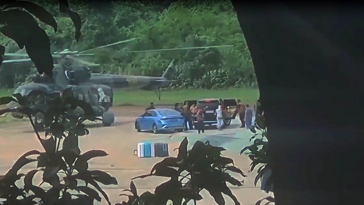 Shame On You! Bangladesh Leaders Slam Sheikh Hasina For Fleeing Country ...