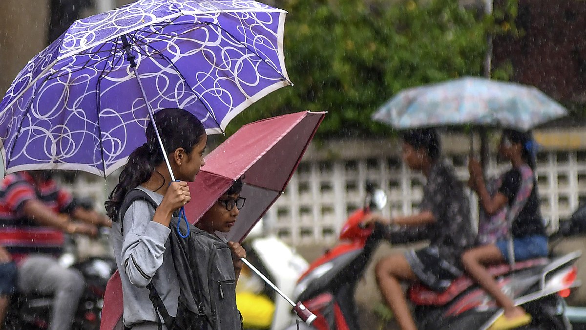 Maharashtra Weather Alert: Thunderstorms, Lightning, And Gusty Winds To ...