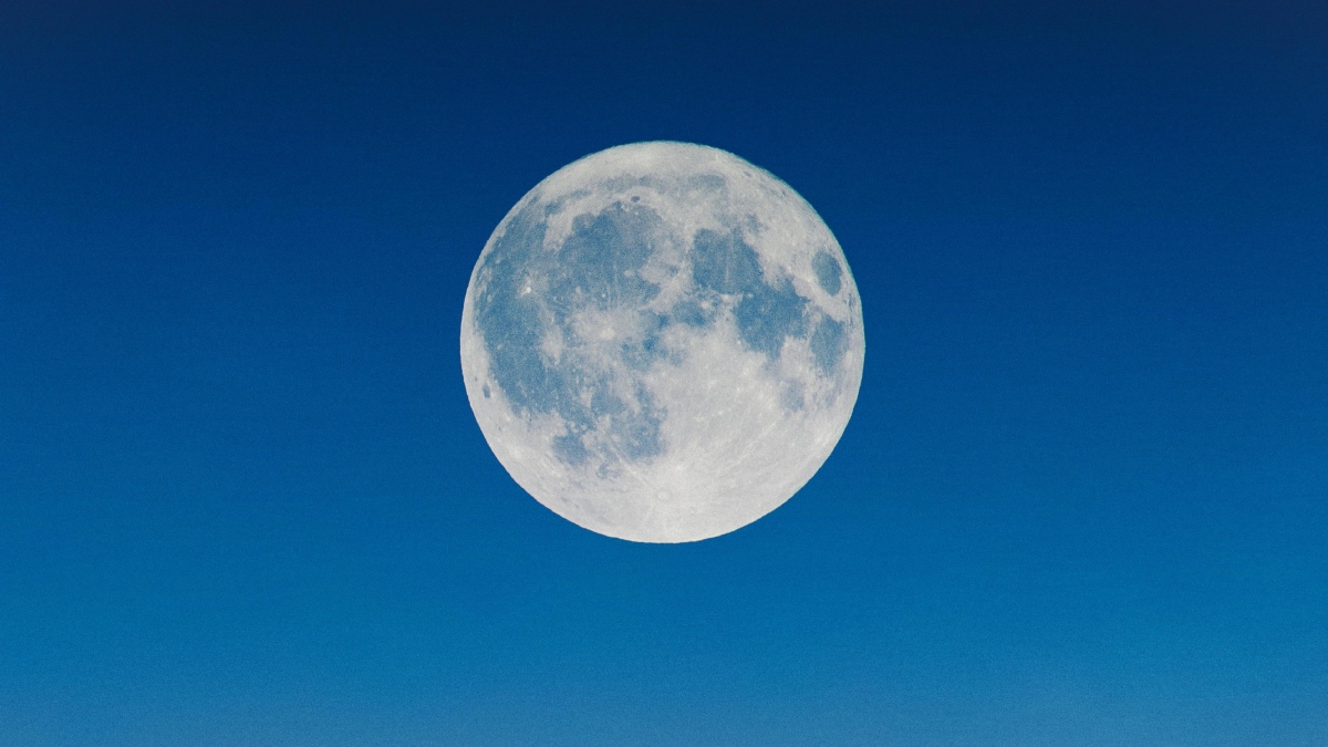 Cosmic Companion: Mysterious Mini-Moon To Temporarily Join Earth's ...