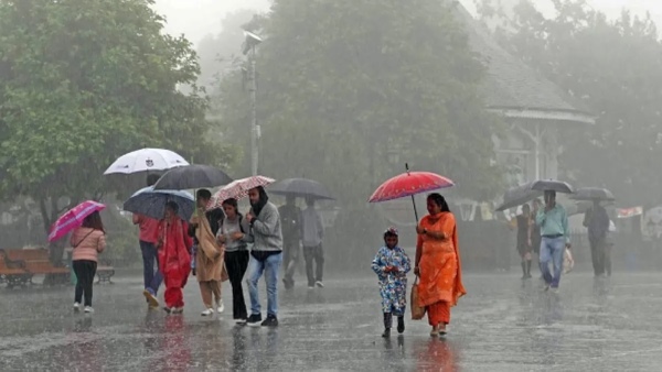 Tamil Nadu Weather Alert: 10 Districts To Get Heavy Rains For Next 2 ...