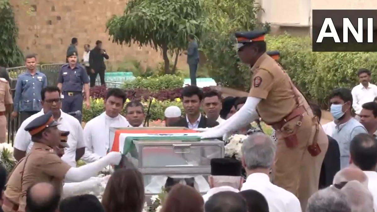 Ratan Tata Unites Faiths Even In Death: Last Rites Bring Together ...