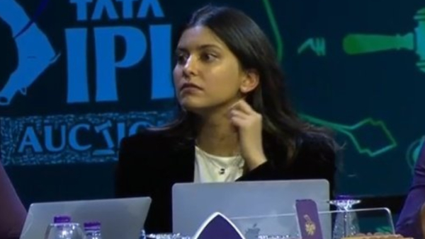 IPL Auction 2025: Juhi Chawla’s Daughter Jhanvi Mehta Chic Look Takes ...