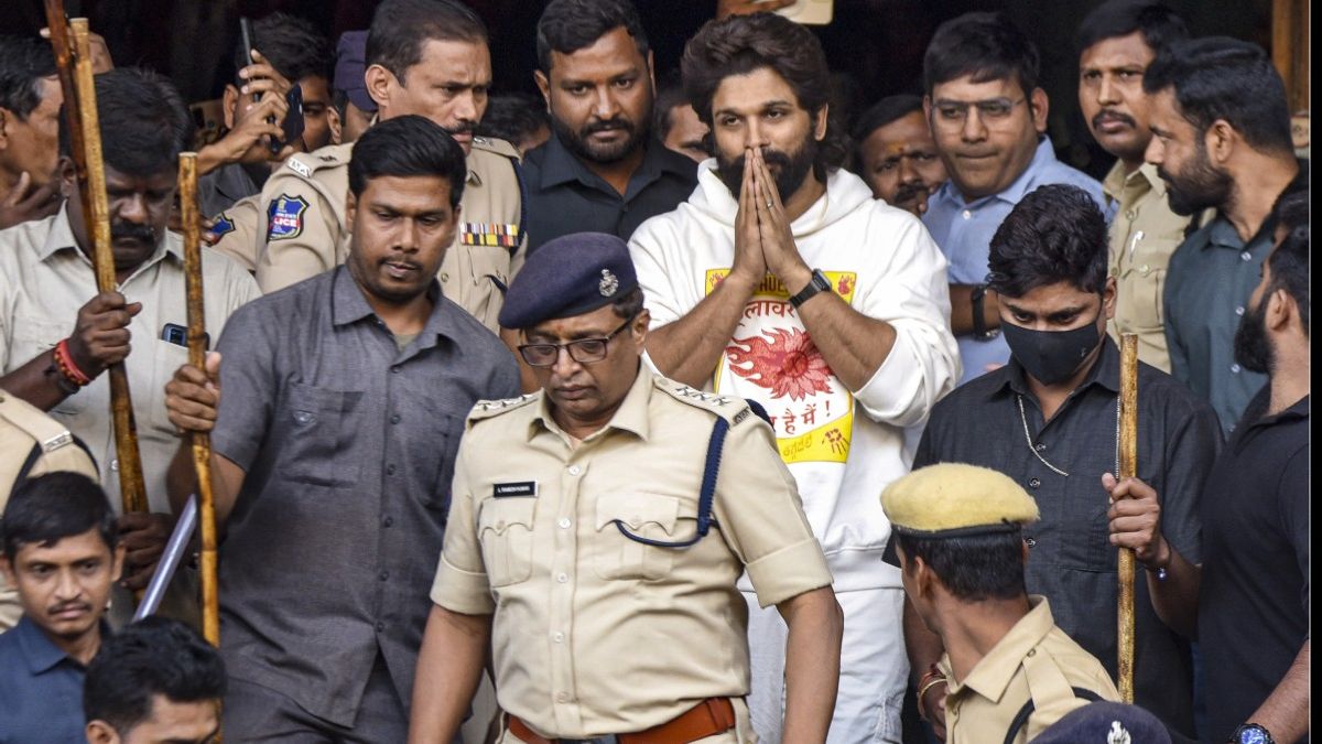 Hyderabad Police Summons Allu Arjun For Questioning In Sandhya Theater ...