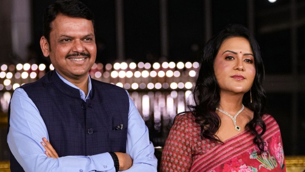 Who Is Amruta Fadnavis? Check Out Her Net Worth & Find Out About Her ...