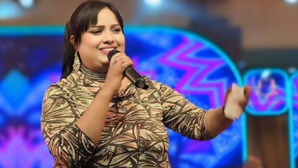 Uproar In Patna Over Singer’s 'Ishwar Allah Tero Naam' Line At Vajpayee ...